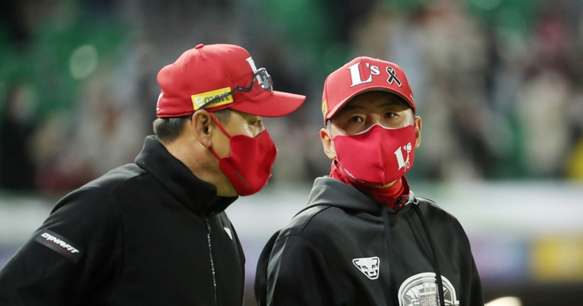 ‘1승’ SSG 사령탑 “폰트 피칭 놀라워···3차전 선발은 오원석”[KS2]