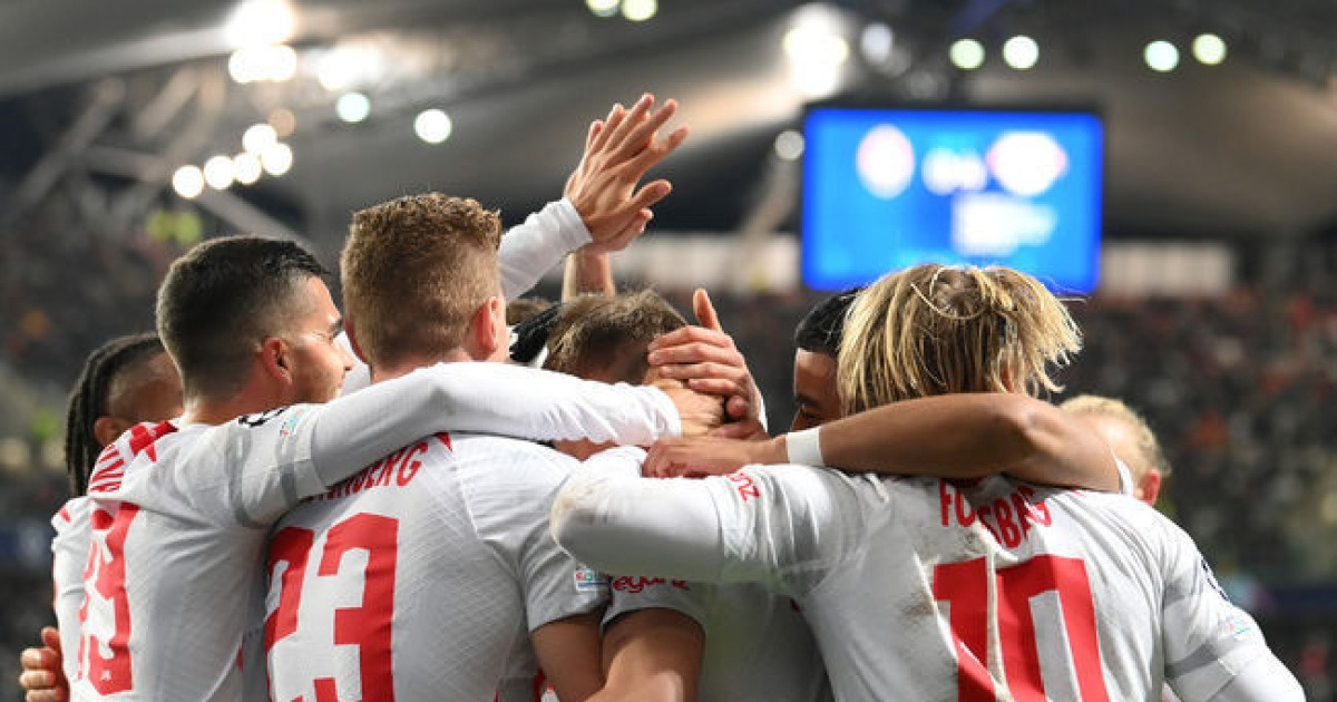 '은쿤쿠 1G 1AS' 라이프치히, 샤흐타르 4-0 대파...조 2위로 16강행