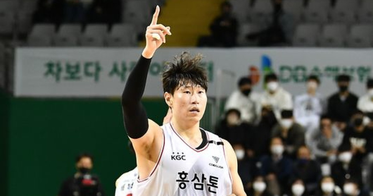 '오세근-스펠맨 44점' KGC, DB 꺾고 3연승.. KT 4연패 탈출(종합)