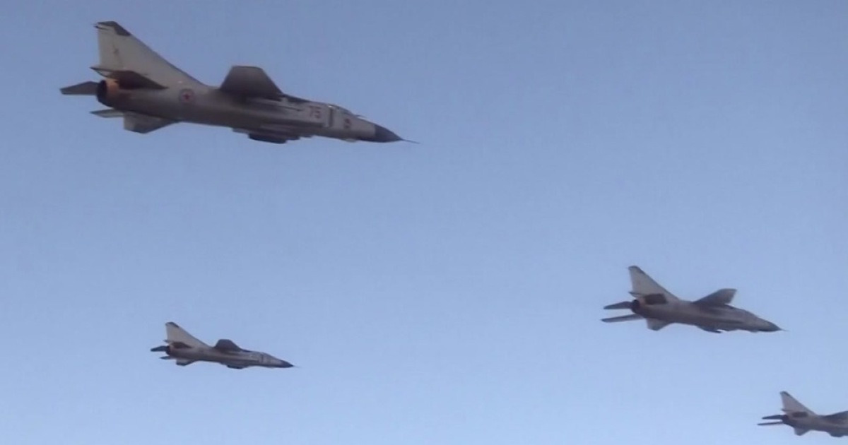 北 군용기 180여개 비행 항적 포착...F-35A 등 80여대 출격