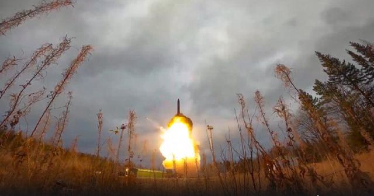 러시아 "최신 핵잠수함에서 SLBM 발사 성공"… 핵공포 고조