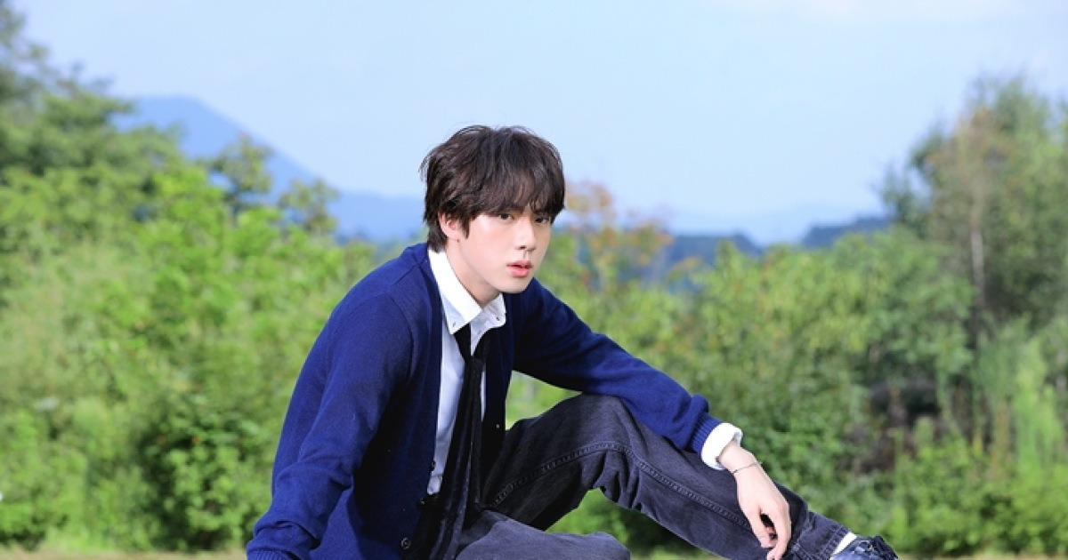 BTS 진 솔로곡 '디 애스트로넛', 영국 오피셜 차트 61위