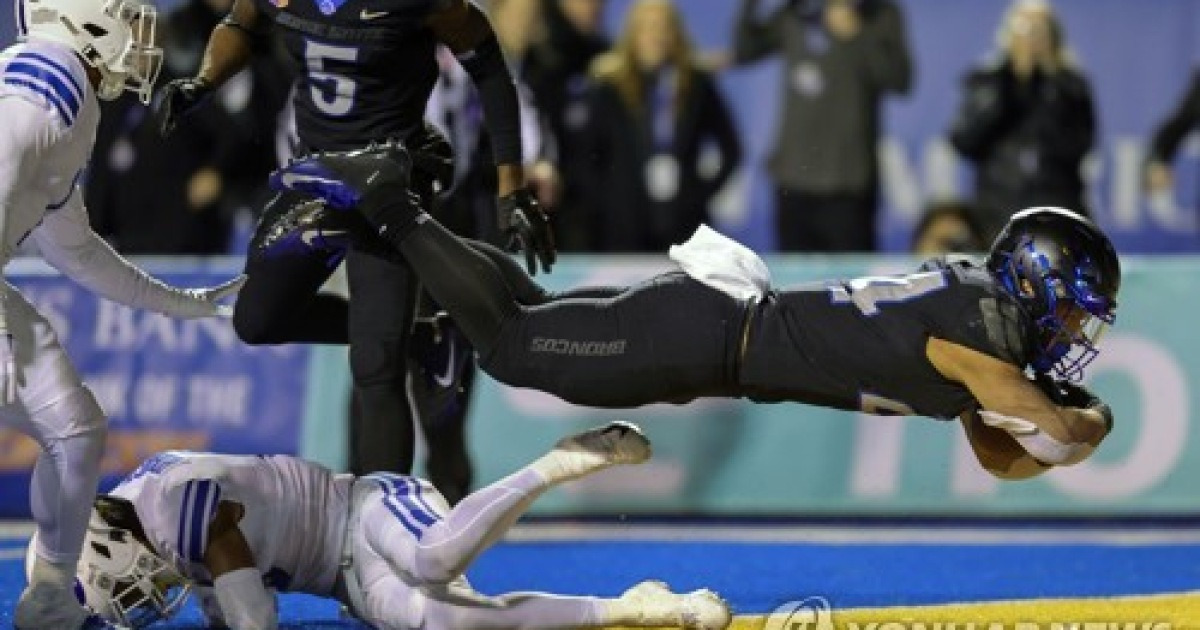 APTOPIX BYU Boise St Football