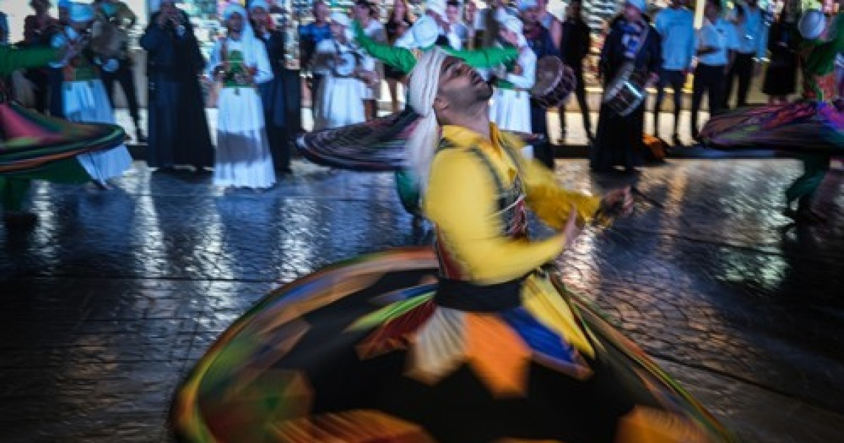 EGYPT ENTERTAINMENT TANOURA