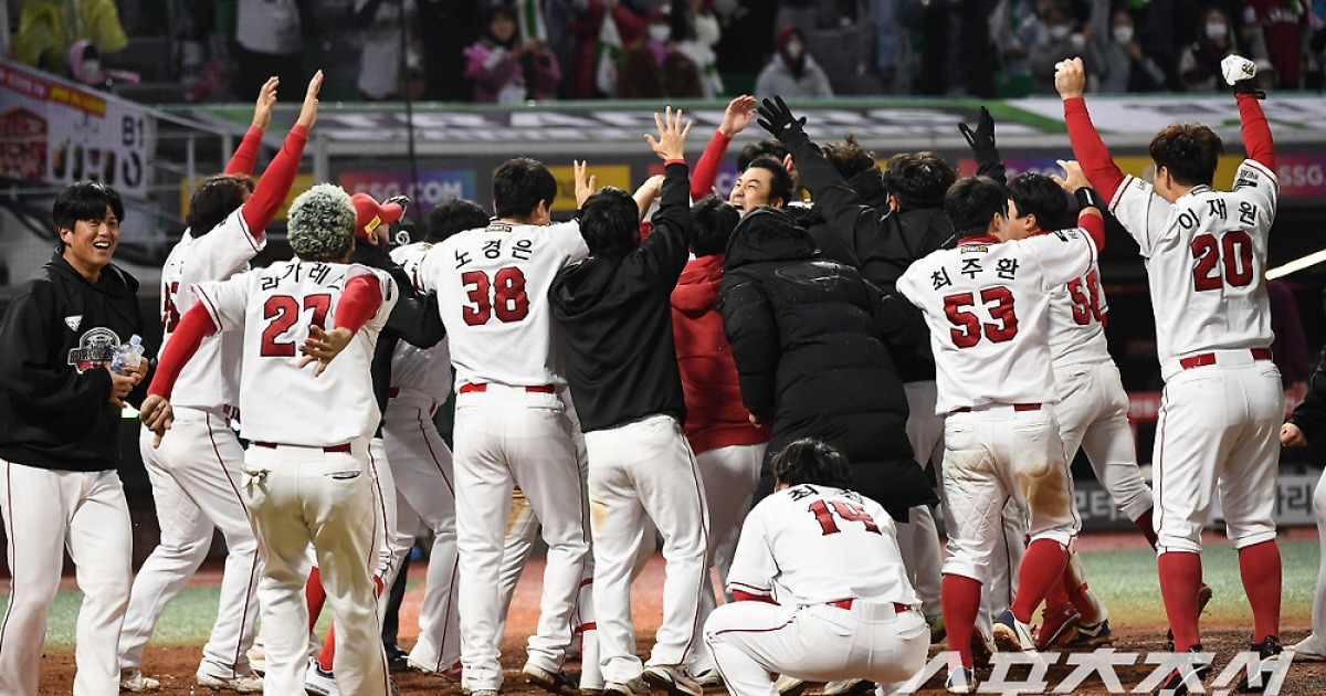 SSG 우승 축포 터지나…KS 6경기 연속 매진 [KS6]