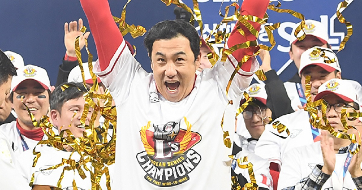 ‘KS 최고령 MVP’ 김강민의 꿈 “옆에서 농담하는 동네 형이 되고 싶다” [SSG 우승]