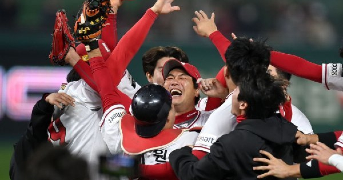 “언제든 던지겠다” SK~SSG 역사엔 늘 김광현, ‘헹가래 투수’ 약속 다시 지켰다