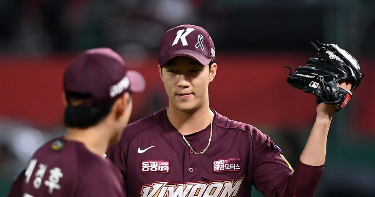 마음 아플 선배 위로한 안우진 "원태형이 그동안 정말 잘해줬다" [KS6]