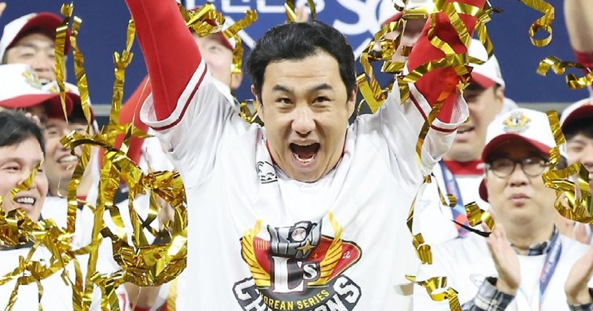 'SK 왕조 중견수' 김강민, SSG 새 왕조 선포하고 '시리즈 MVP'(종합)