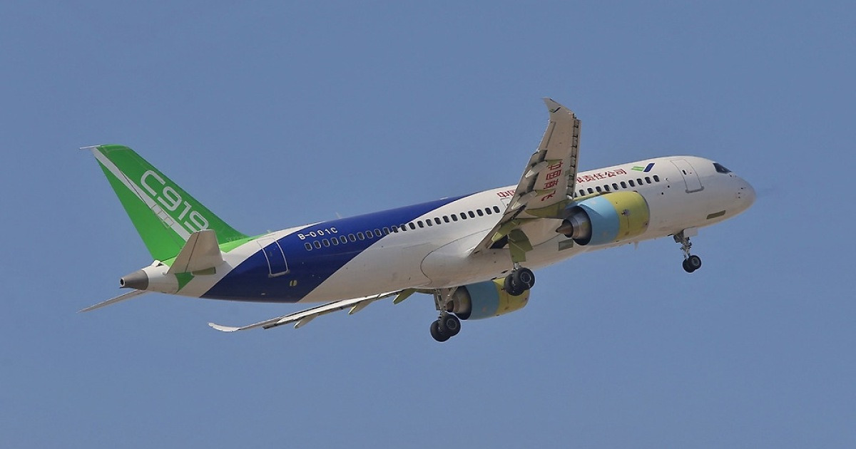 '항공 굴기' 중국, 에어쇼에서 자체제작 C919 300대 주문 확보