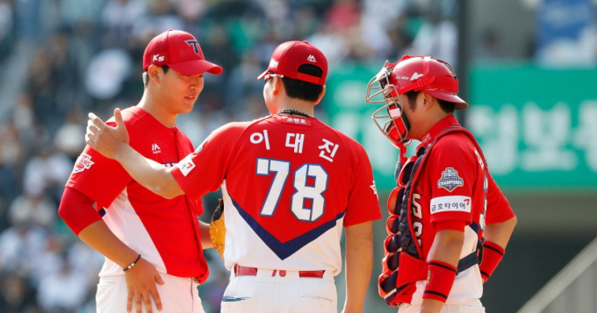 '프로야구' 한화, '한국시리즈 우승' 이대진 수석코치 영입