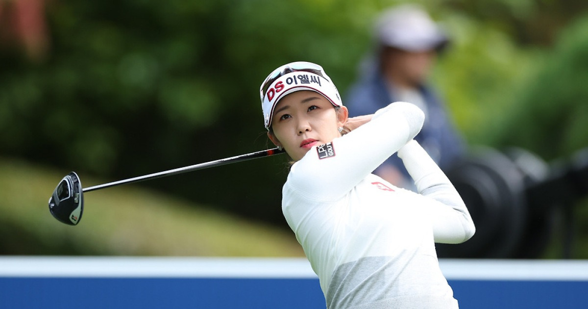 배소현, KLPGA 최종전 SK 챔피언십 선두…'대상 1위' 김수지 공동 3위