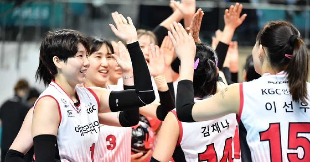 엘리자벳 날고 소영 선배 떴다… KGC인삼공사, GS에 승리