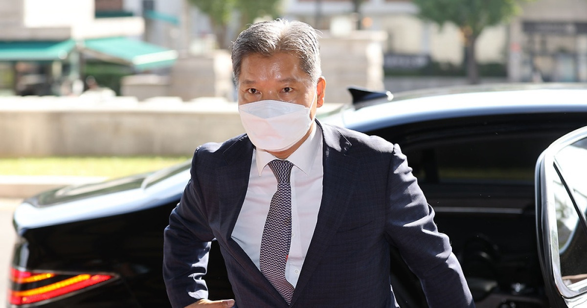 이영진 헌법재판관 금품수수 부인 진술서 제출