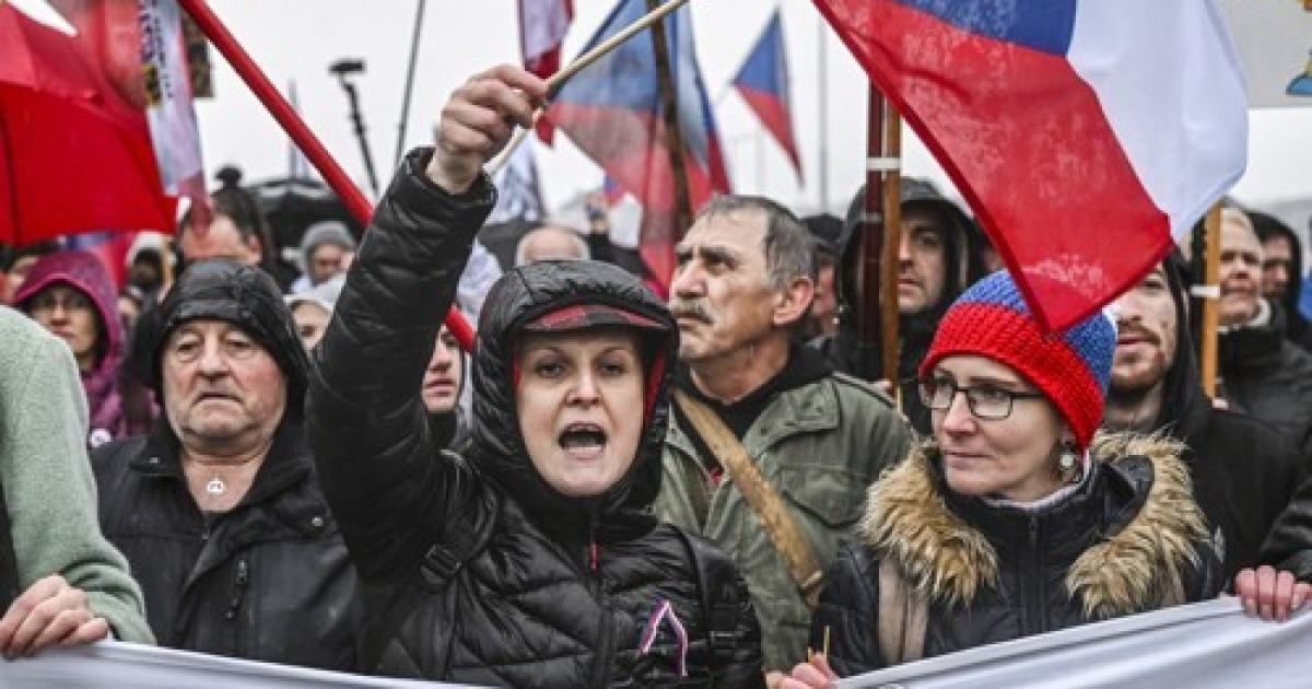 CZECH REPUBLIC VELVET REVOLUTION