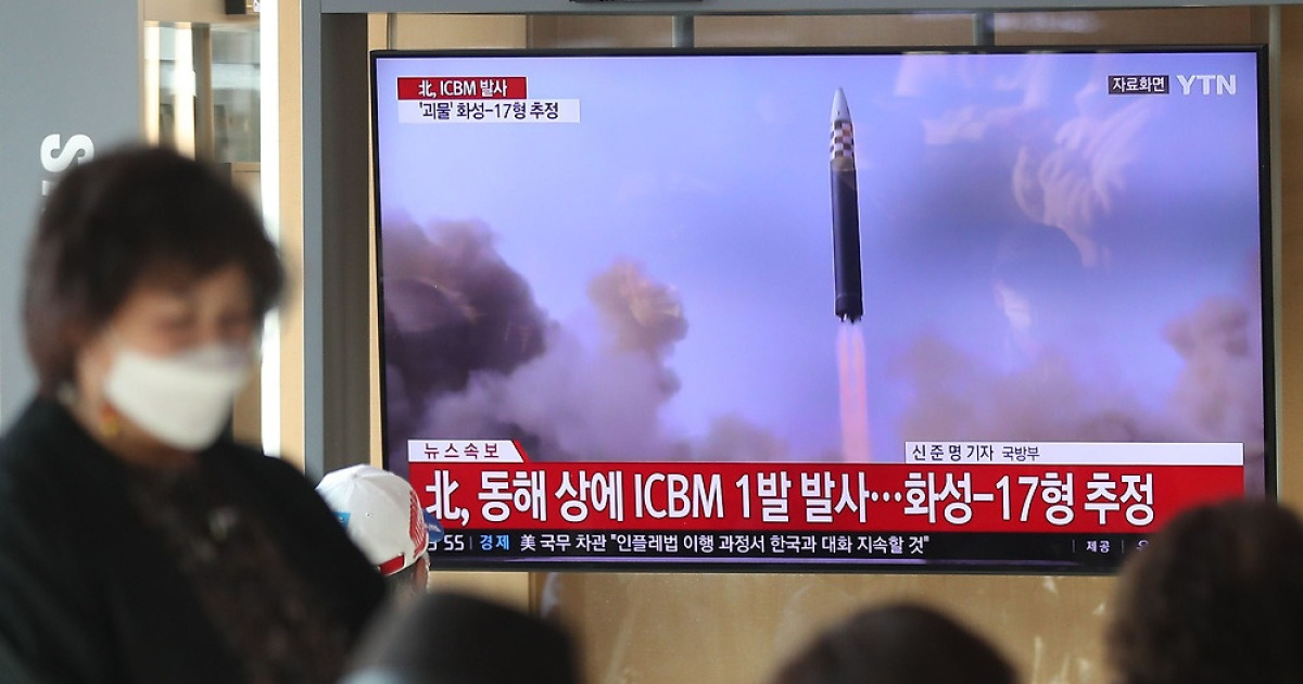 민주당, 북한의 ICBM도발 규탄 “군사적 긴장,신뢰 파괴 초래”