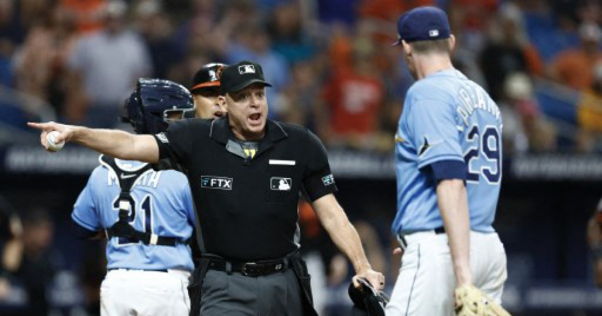 ‘파산’ FTX와 손잡았던 MLB 커미셔너 “앞으로는 주의할 것”