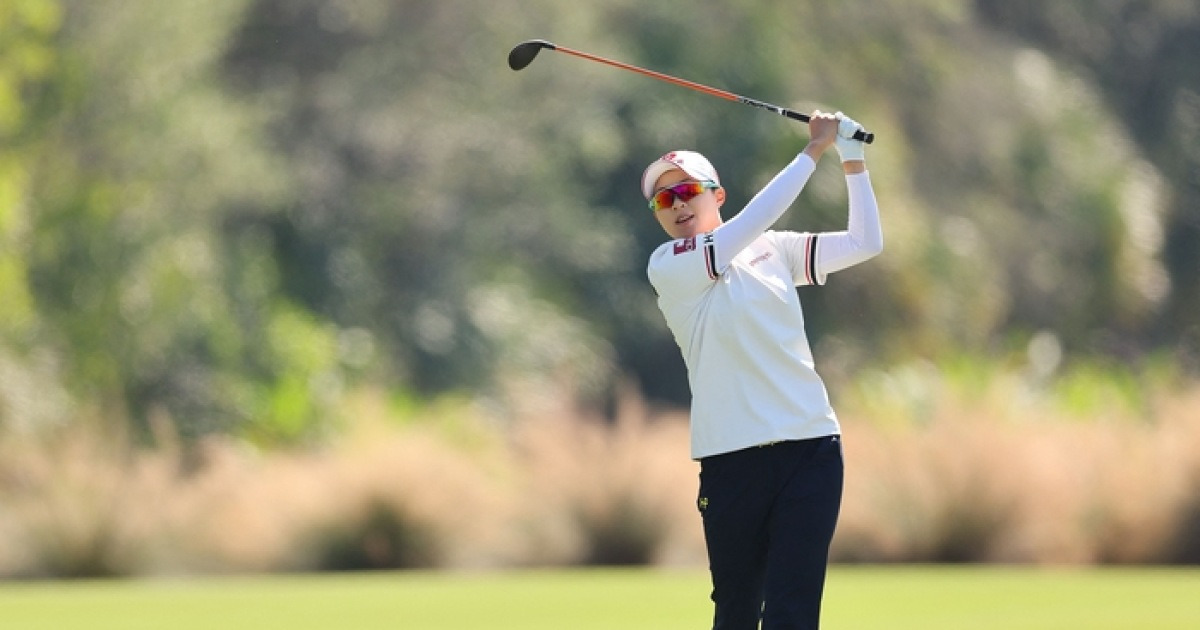 김효주 LPGA 시즌 최종전 1R 2타차 공동 4위, “남은 사흘도 오늘처럼만”, 선두는 7언더파 리디아 고