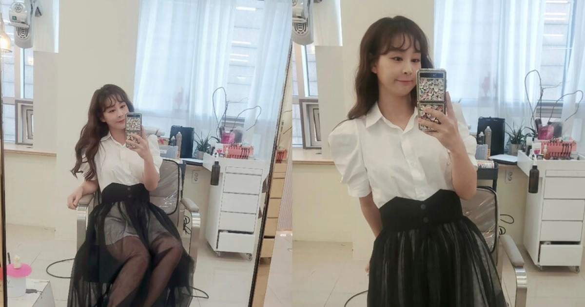 8살 연상♥ 윤태화 시스루 패션…다리가 훤히 비쳐