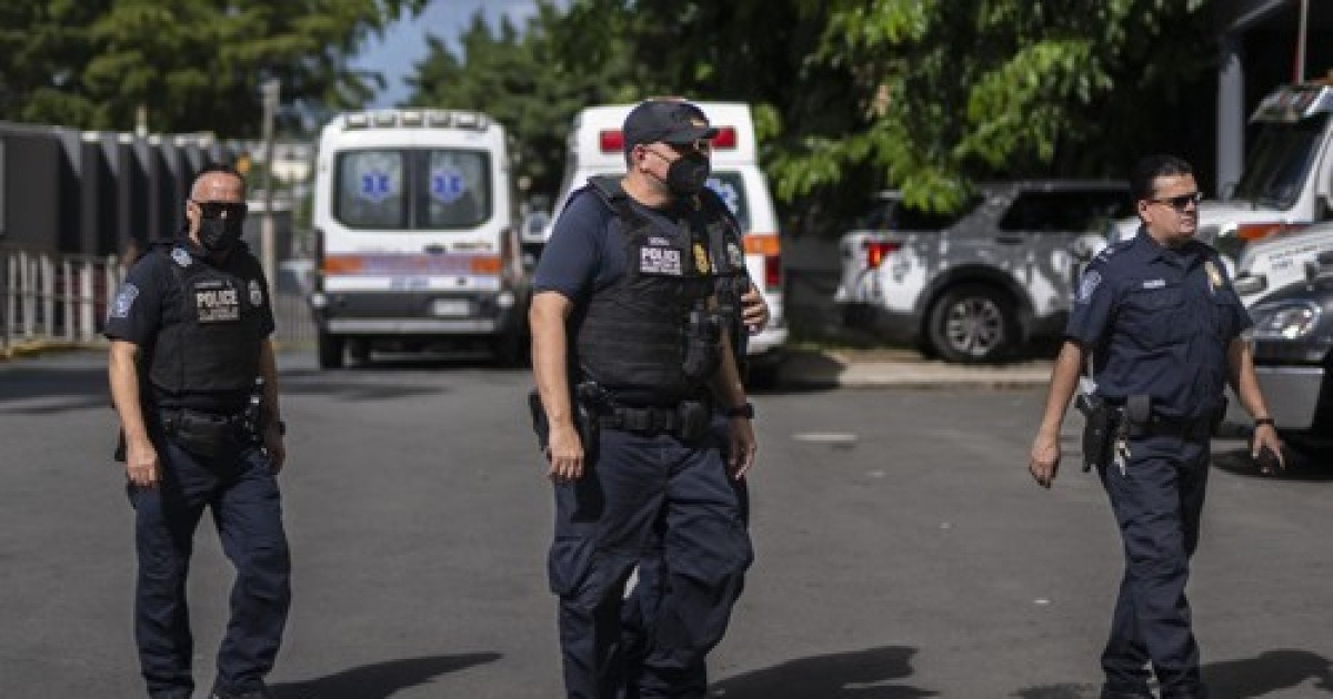 Puerto Rico US Customs Agents Shot