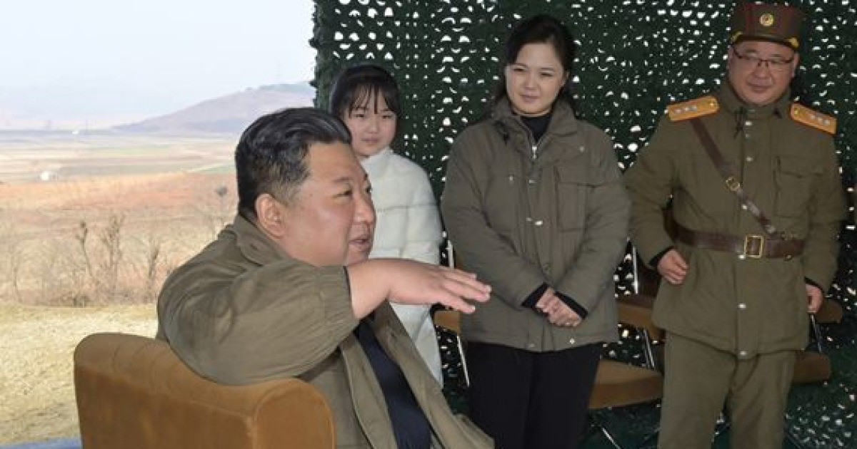 北김정은 딸 언론 첫 공개 백두혈통 4세 등장에 관심집중