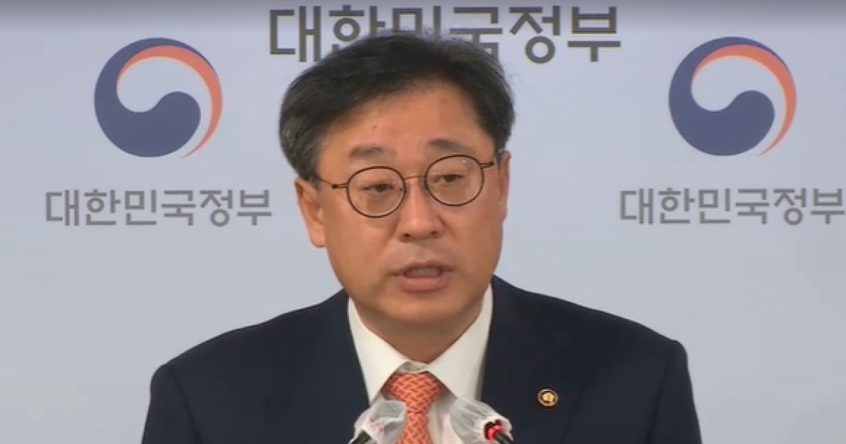 KT·LGU+ 빠지는 도미노 효과...한국 '28GHz 5G' 장래 어둡다 | 블로터