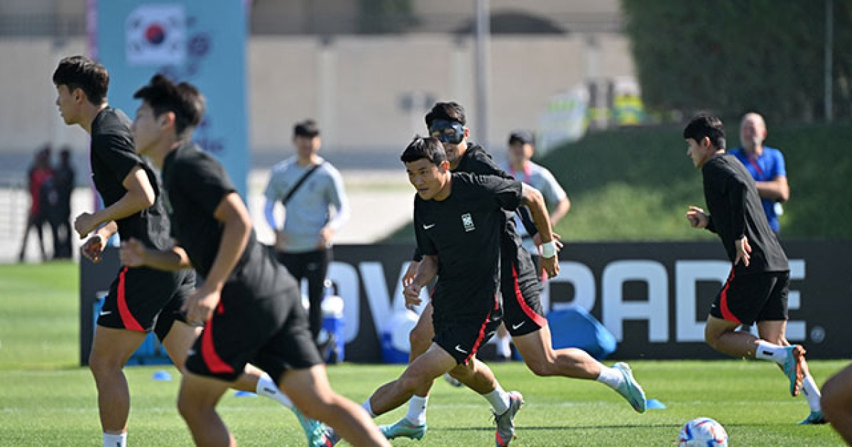 손흥민 VS 수아레스, EPL 득점왕 맞대결 성사 [한국-우루과이]