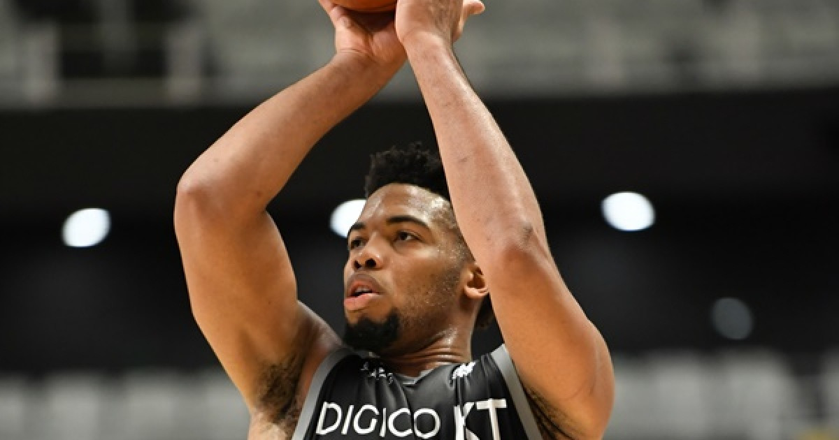 '아노시케 32득점' KT, DB 꺾고 3연승 질주…6위 도약