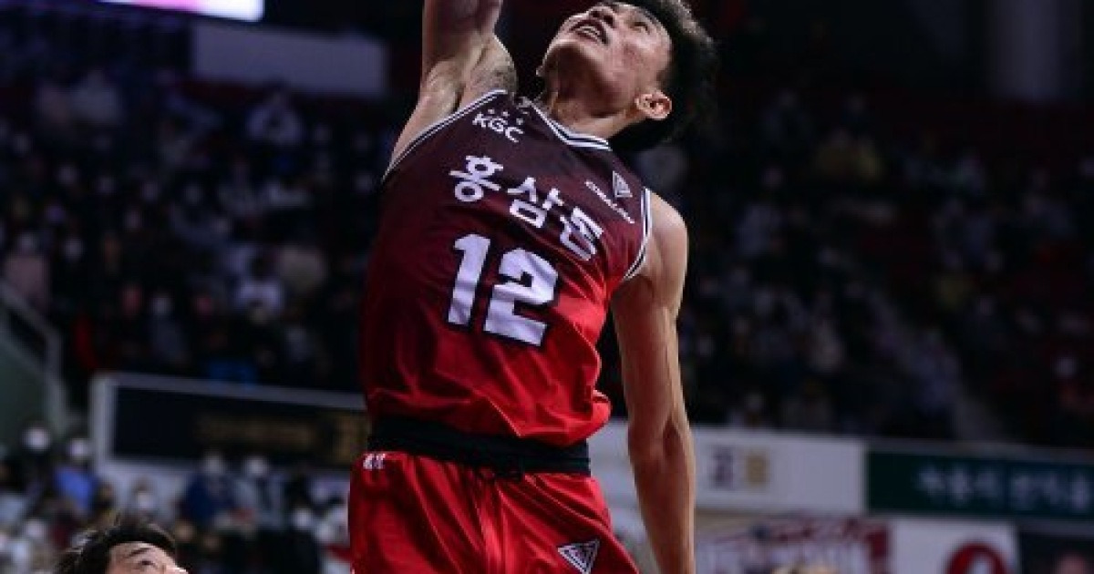 ‘스펠맨·아반도 21점씩’ KGC, SK 꺾고 5연승 질주 [현장리뷰]