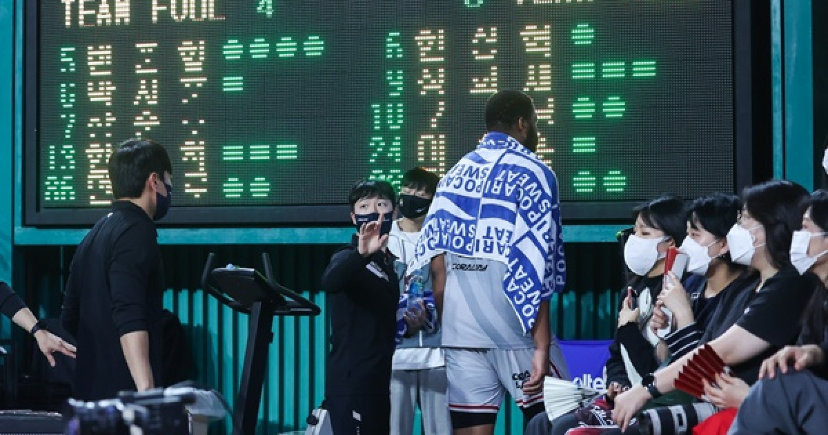 KBL, '비신사적 행위' KGC 스펠맨에 제재금 100만 원 부과