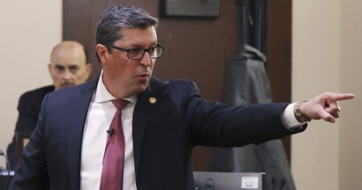 Border Agent Arrested