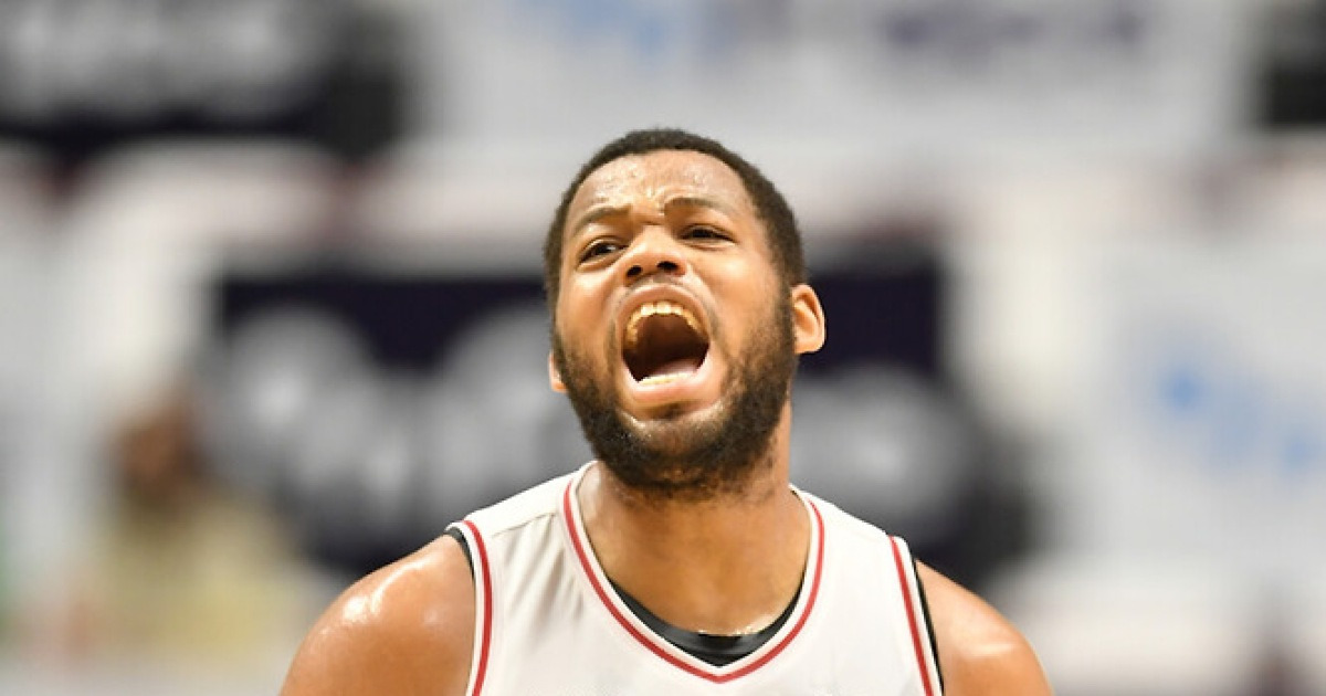 [BK 리뷰] '스펠맨-양희종 4쿼터 지배' KGC, KT 추격 뿌리치며 시즌 첫 6연승 성공