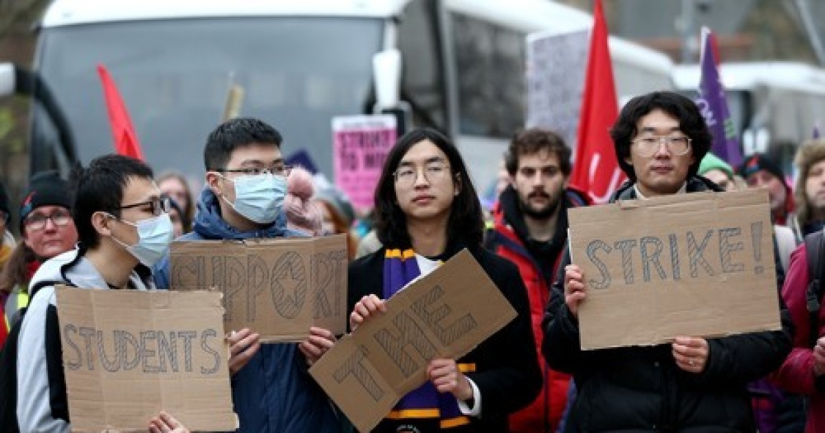 BRITAIN UNIVERSITY STRIKE