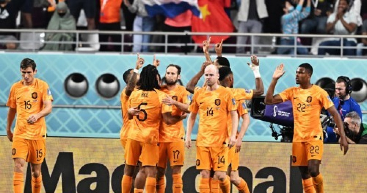 '둠프리스 1G 2AS' 네덜란드, 미국 3-1 완파...8강 진출 성공 [16강 리뷰]