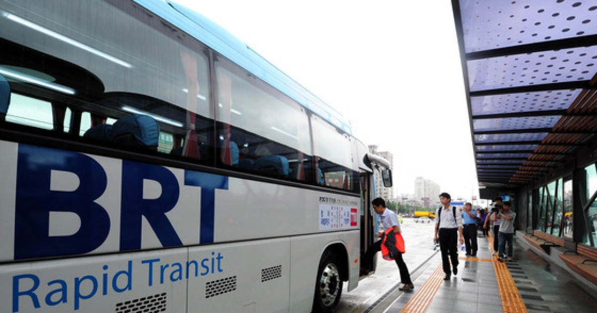 "양문개방, 비접촉 결제" 차세대 교통수단 슈퍼 BRT 어떻길래?