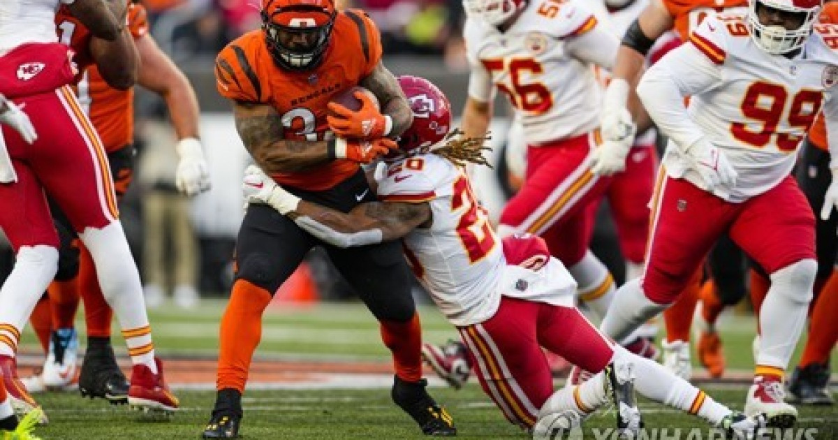 Chiefs Bengals Football