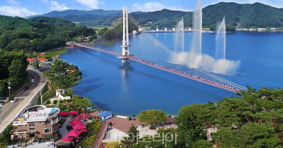 기차 타고 시티투어버스 타고 예산 매력에 푹!