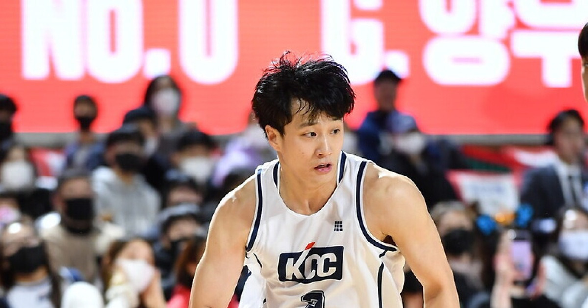 허웅의 3점슛으로 방점 찍은 KCC, SK 꺾고 3연승 질주