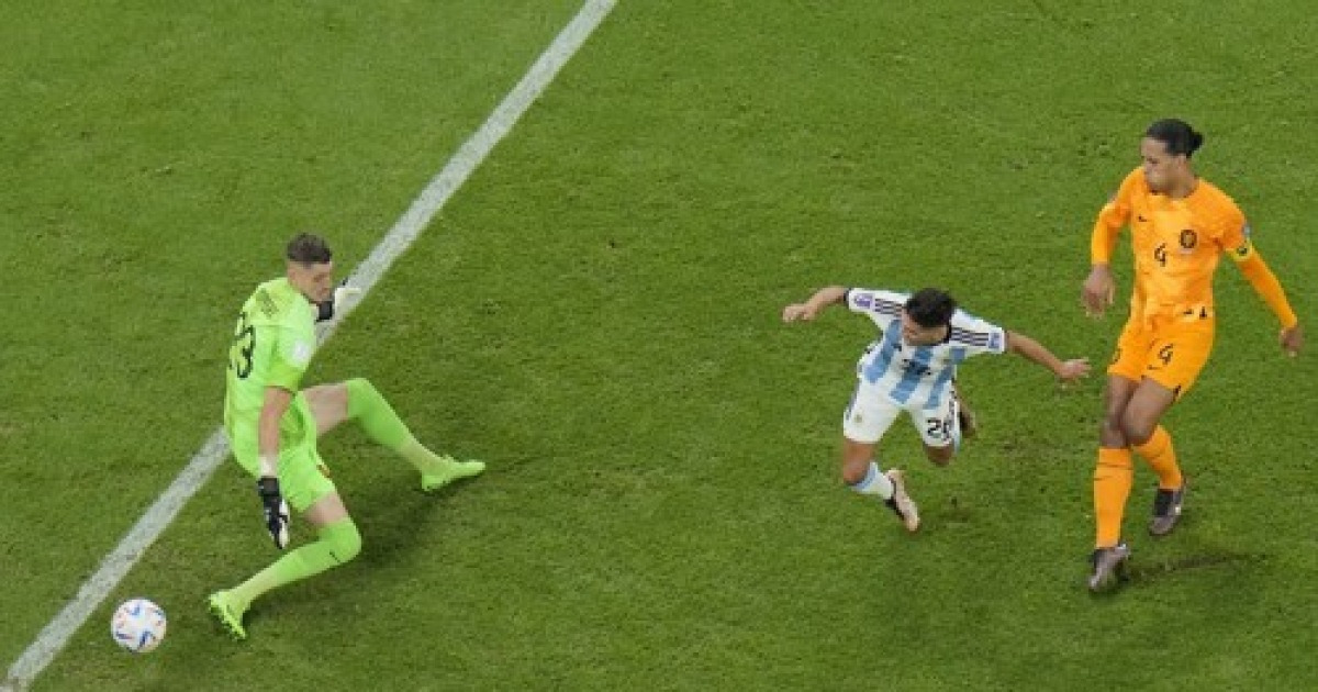 APTOPIX WCup Netherlands Argentina Soccer