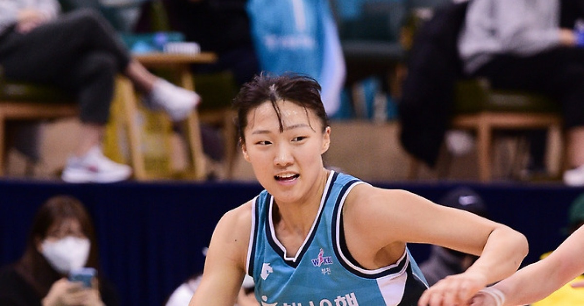 [WKBL 현장리포트] 첩첩산중 하나원큐, 슈터 정예림 빈혈 증세 결장