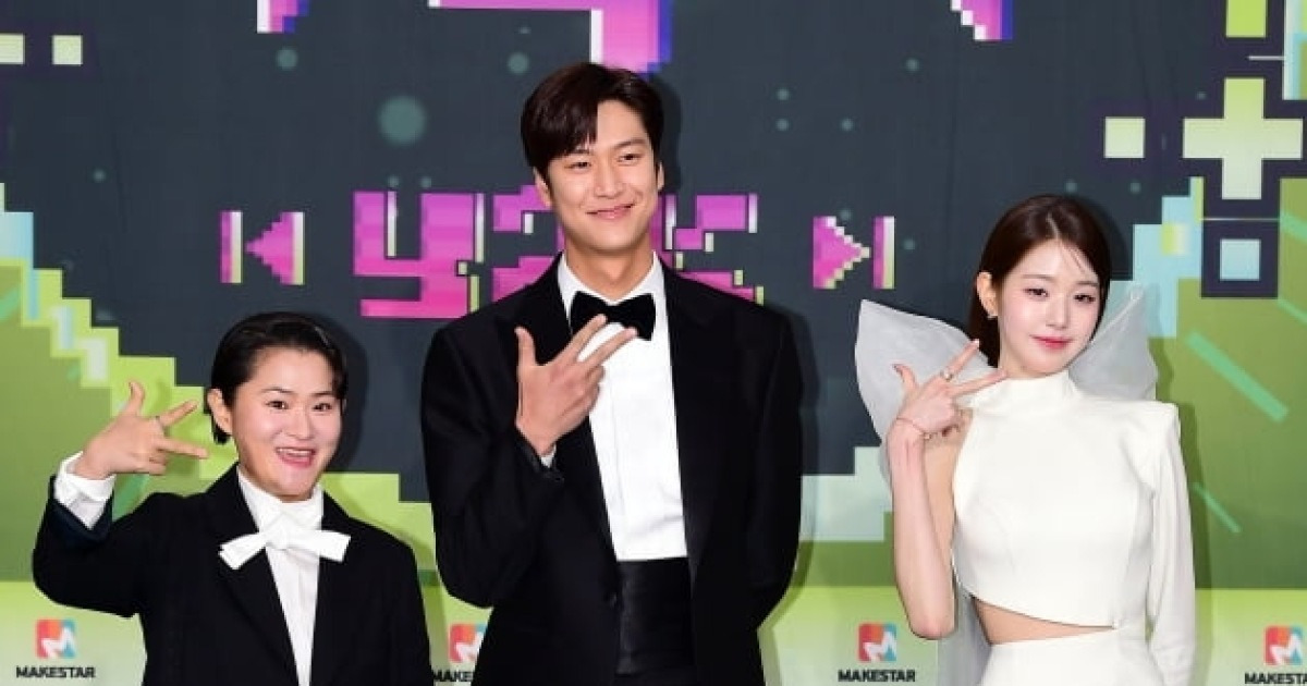 [TEN 포토] 김신영-나인우-장원영 'KBS 가요대축제 3MC'