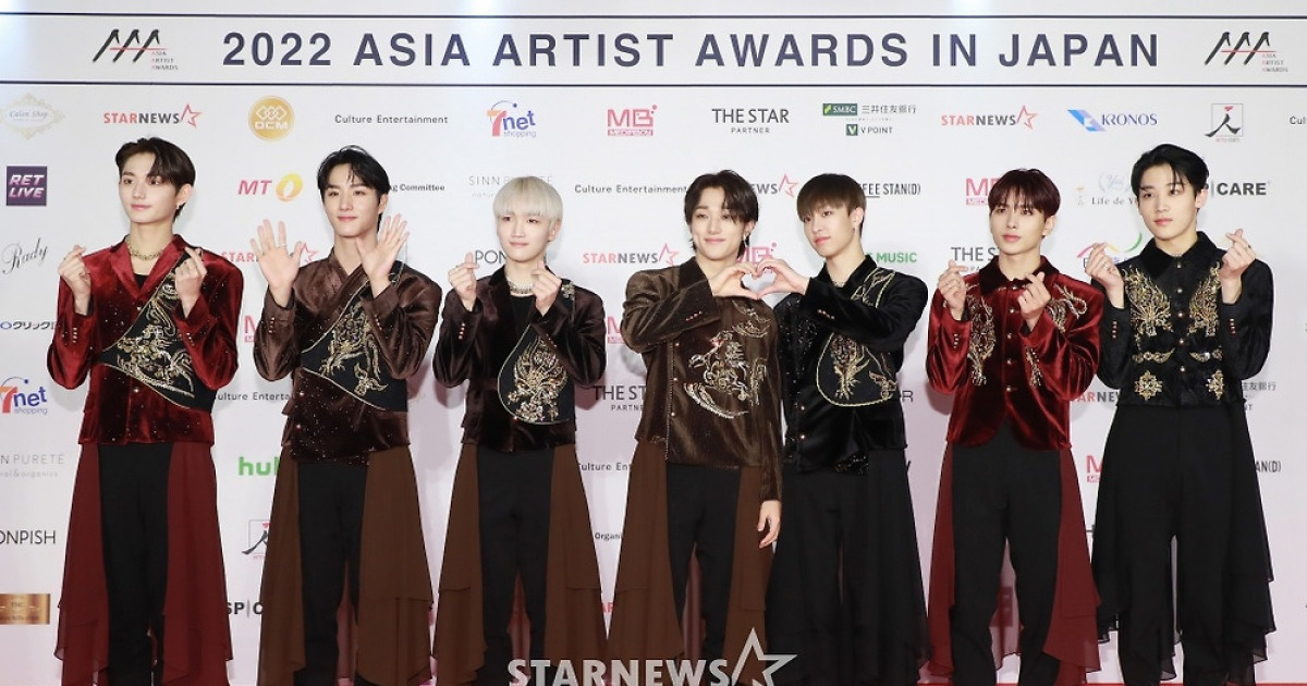 ATBO '포즈는 사랑스럽게'[AAA 스페셜 포토]