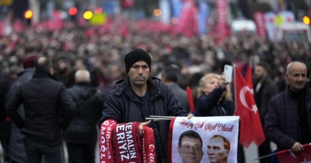 Turkey Mayor Convicted