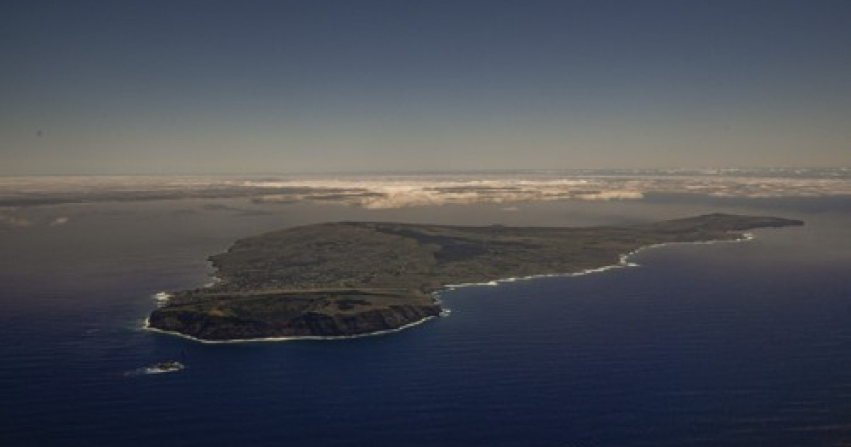 Easter Island - Fire Among the Moai