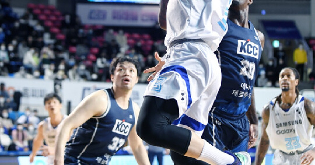 [BK 리뷰] ‘이정현 4Q 18점’ 삼성, KCC 꺾고 5연패 탈출