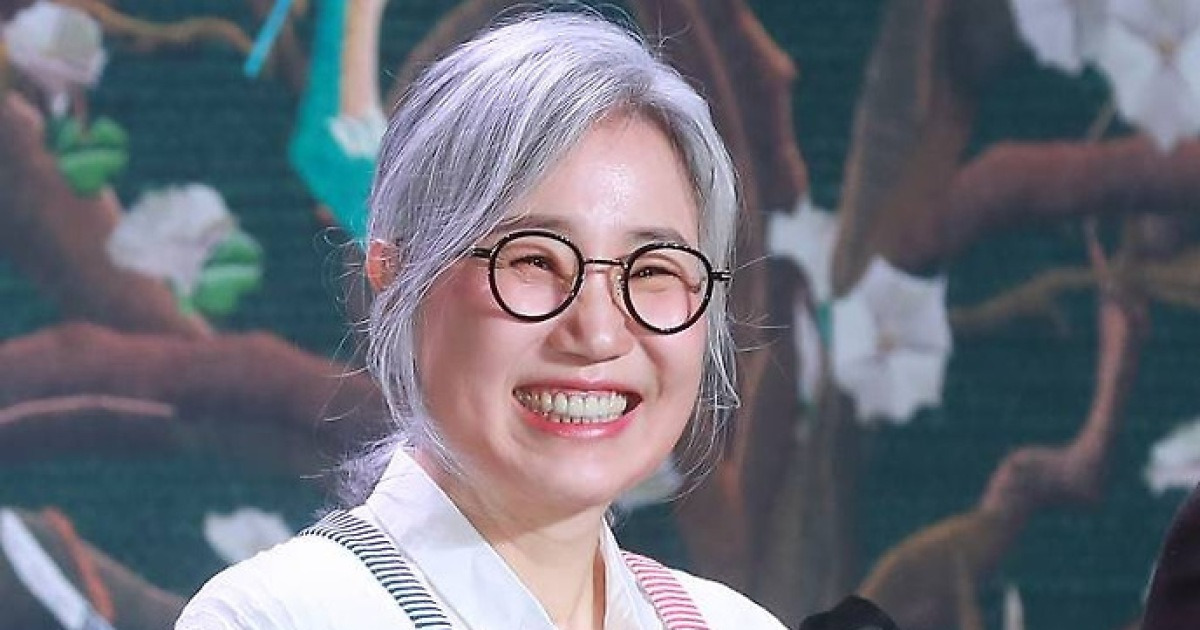 더 글로리 김은숙 작가 송혜교·이도현 최대한 멜로로 안 쓰려 노력