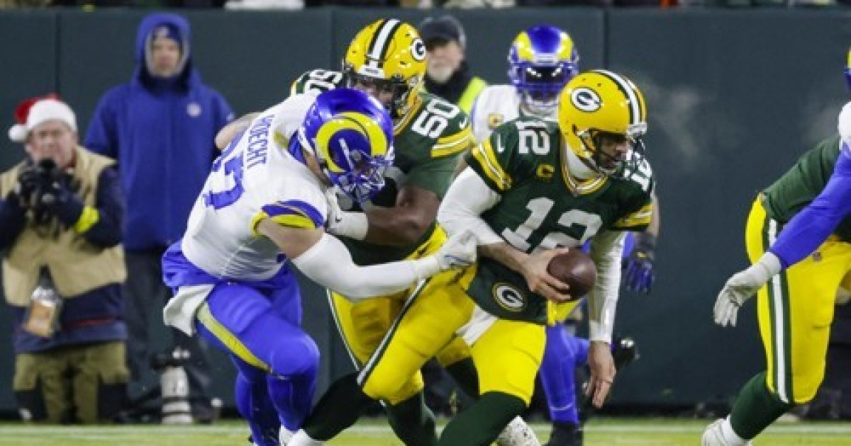 Rams Packers Football