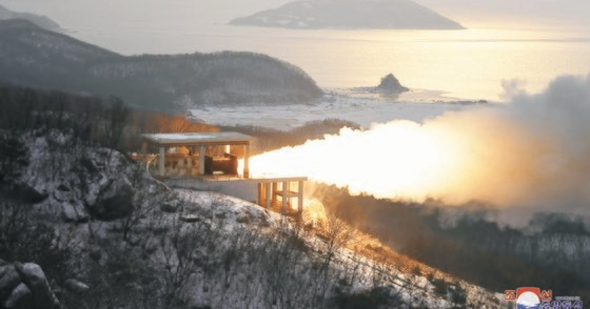 38노스 "北, 고체연료 ICBM 개발 진전…열병식 전시 가능성"