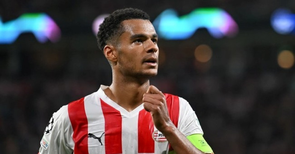 맨유, '네덜란드 신성' 위해 진심...CR7 대신 'CG7' 완성될까