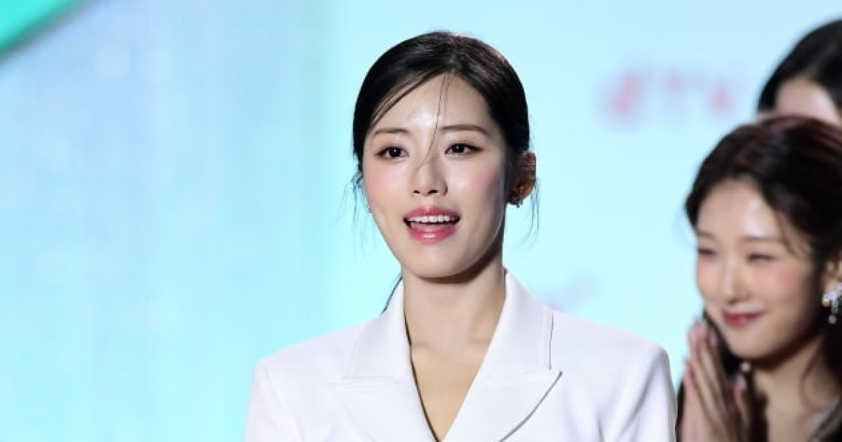 [포토] 프로미스나인 박지원, '반짝반짝 빛나는 미모' (2022 SBS 가요대전)